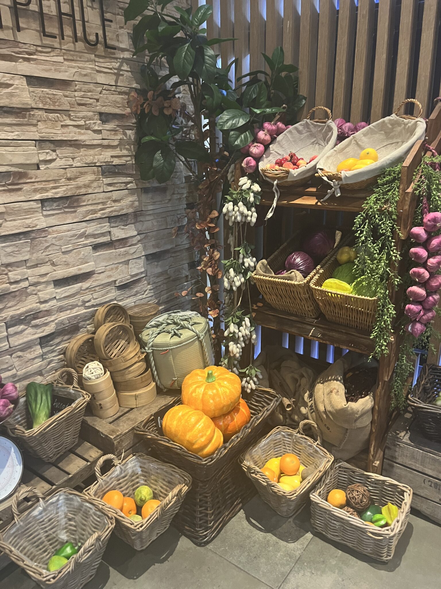 Review: Cosmo Buffet